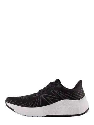 NEW BALANCE Fresh Foam X Vongo V5 - Black/white