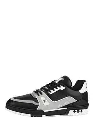 LOUIS VUITTON Trainers - Black/grey/white