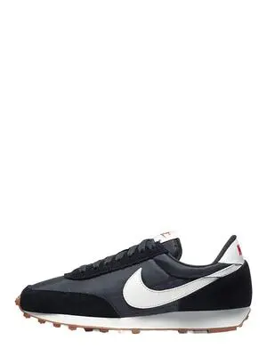 Nike Daybreak Vintage Low Top Sneakers - Black/summit White-off Noir