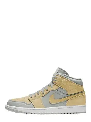 JORDAN Air Jordan 1 Mid SE Sneakers Tan