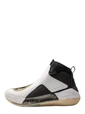 LI-NING Authentic High Top Basketball Sneakers - Black/white/gold