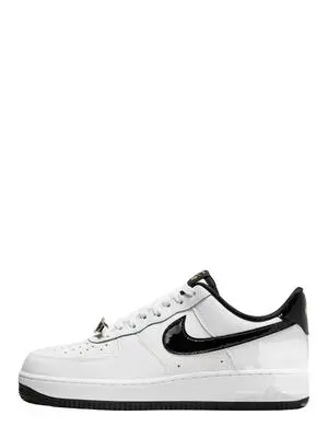Nike Nike Air Force 1 '07 LV8 'World Champ' Sneakers White/black