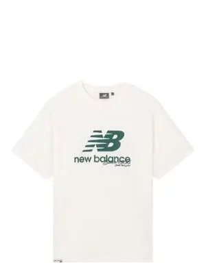 NEW BALANCE Essentials Graphic Logo T-shirt Asia Sizing 'white Green - White/green