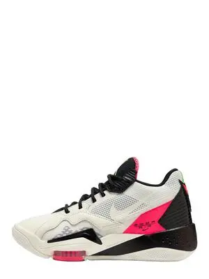 JORDAN Zoom '92 Sneakers - Sail/black/flash Crimson