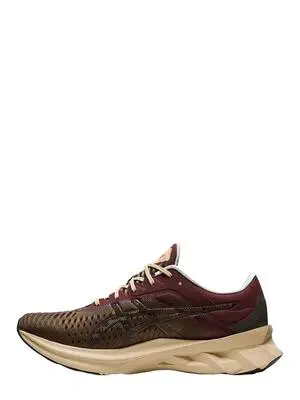 Asics ASICS Novablast Sneakers Brown