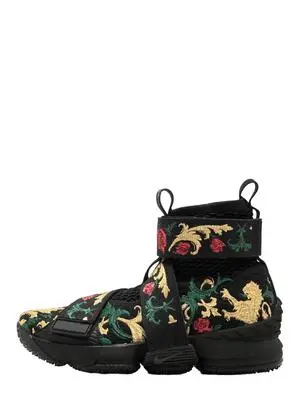 Nike Kith X Lebron Lifestyle 15 'king's Crown - Black