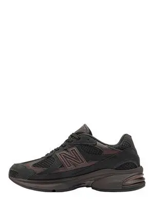 NEW BALANCE 2010 "black Iridescent" Sneakers - Black/iridescent