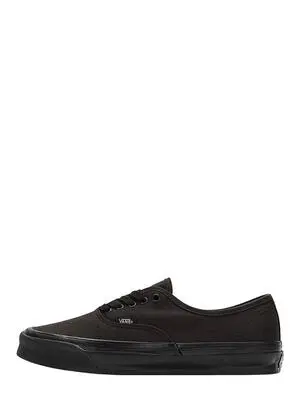 Onyx Black (black)