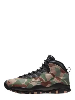 JORDAN Retro 'desert Camo' Sneakers - Brown