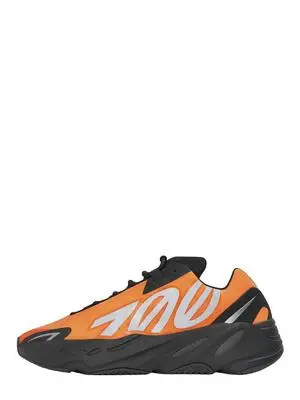 Adidas Adidas Yeezy Boost 700 MNVN Sneakers Orange