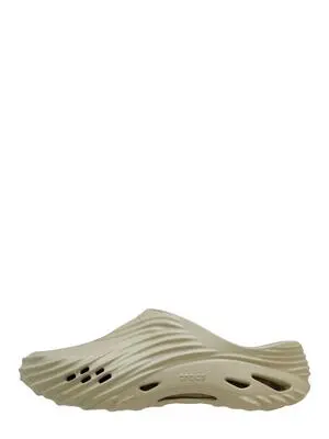 CROCS Echo Wave Clogs - Moth