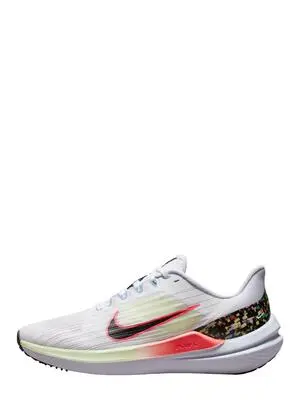 Nike Nike Air Zoom Winflo 9 Athletic Sneakers White/red/black