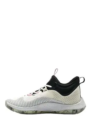 Under Armour Curry Hovr Splash Mid Top Basketball Sneakers - White/black