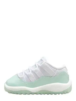 JORDAN 11 Retro Low Sneakers - White/igloo