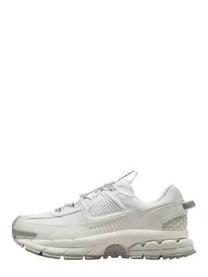 Nike Zoom Vomero Roam Sneakers - Light Bone