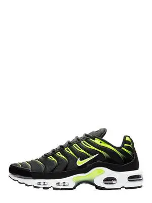 Nike Nike Air Max Plus Sneakers Black/green