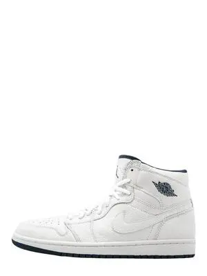 JORDAN 1 Retro High Top Sneakers - White