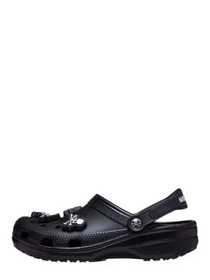CROCS Classic Clog X Mastermind - Black