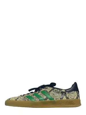 Gucci Gucci X Adidas Gazelle Python Print Lace-Up Sneakers Beige/black/green
