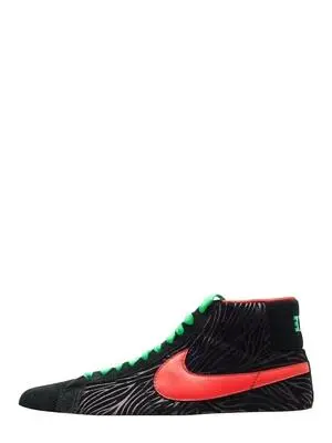 Nike Blazer "a Tribe Called Quest - Black/red
