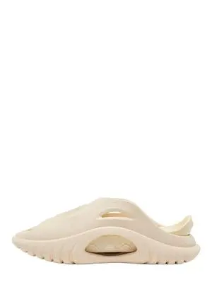 RIGORER Shark Sandals - Cream