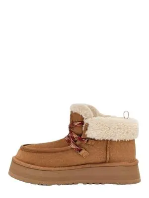 UGG Funkarra Cabin Cuff Boot - Chestnut