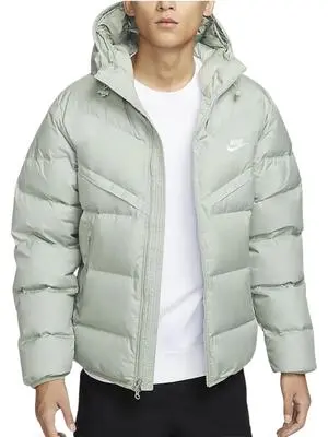 Nike Windrunner Storm-fit Jacket - Green/white