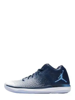 JORDAN Air Xxxi Low "unc - Midnight Navy/white