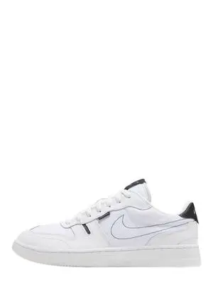 Nike Squash-type Low Top Sneakers - White/black