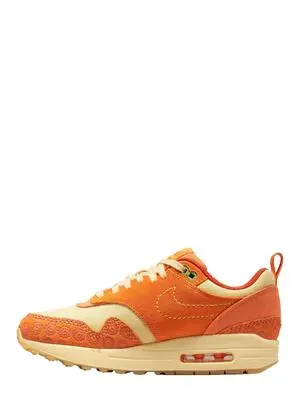 Nike Max 1 "somos Familia" Sneakers - Orange