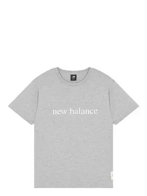 NEW BALANCE Essentials Logo T-shirt Asia Sizing - Grey