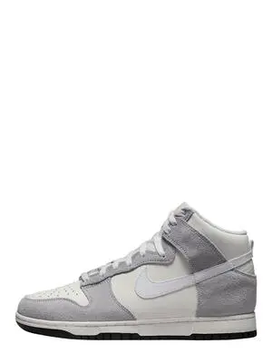 Nike Dunk High Sneakers - Gray