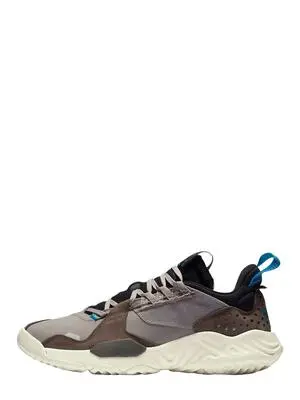 JORDAN Delta Low Top Sneakers - Grey
