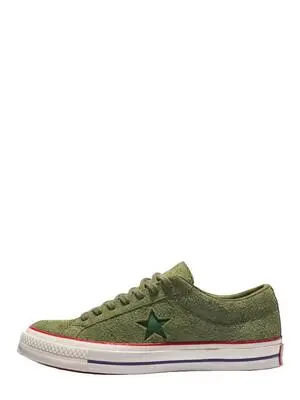 CONVERSE Undefeated X One Star Suede Low Top Sneakers - /red
