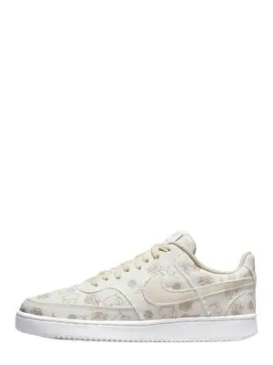 Nike Court Vision Low "valentine's Day" Sneakers - Cream/yellow