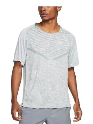 Nike Tech Knit Ultra Short-sleeve T-shirt - Silver