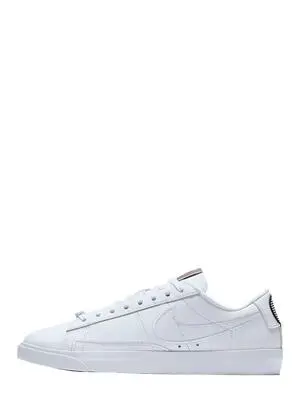 Nike Nike Blazer Low SE LX "Broken Hearted" Sneakers White/black