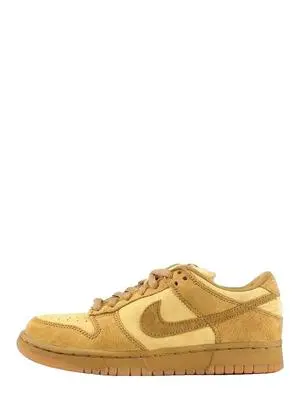 Nike Dunk Low Pro Sb Sneakers - Wheat