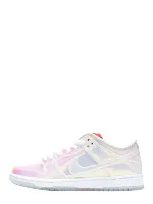 Nike Concepts X Nike SB Dunk Low Pro 'Holy Grail' Sneakers Silver