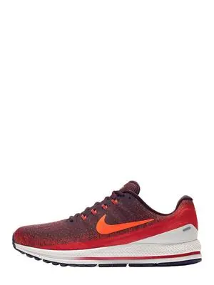 Nike Zoom Vomero 13 Athletic Sneakers - Wine