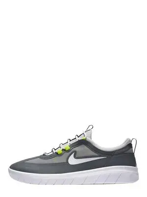 Nike Nyjah Free 2 Sb Sneakers - Grey