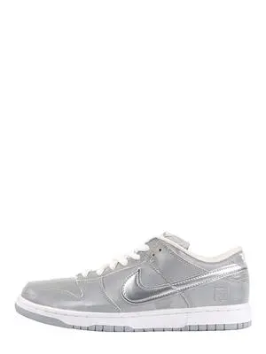 Nike Dunk Low Pro Medicom 3 - Silver/grey