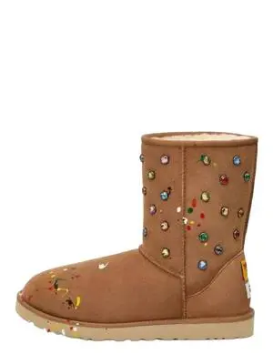 UGG X Gallery Dept. Classic Short Boot - Chestnut