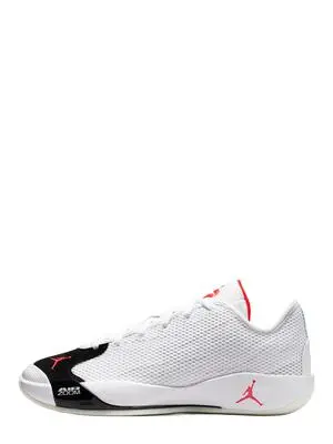 JORDAN Air Jordan Luka .77 PF Sneakers White/black