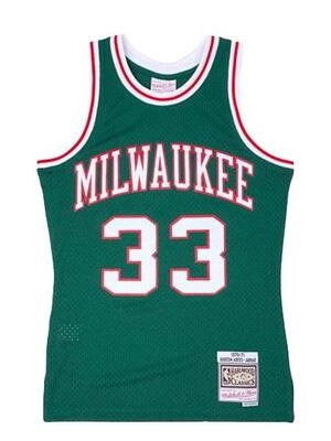 Mitchell & Ness Milwaukee Bucks Kareem Abdul-jabbar 1970-71 Nba Swingman Jersey - Green