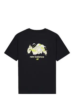 NEW BALANCE Shoe Graphic T-shirt Asia Sizing - Black