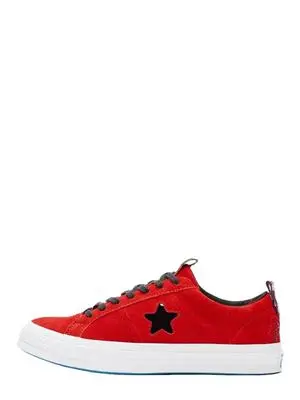 CONVERSE X Hello Kitty One Star Low Top Sneakers - Red