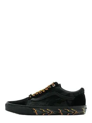 VANS Huatunan X Old Skool Low-top Sneakers - Black