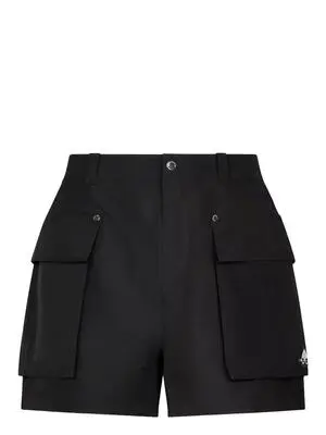 Moose Knuckles Cargo Shorts With Logo Plaque - Black