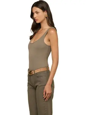 L'Agence L'AGENCE Nica Scoopneck Bodysuit Smokey Olive